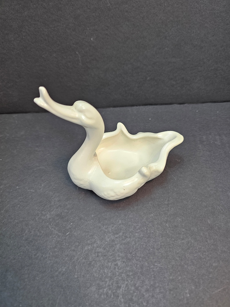 Hull Pottery Swan Figurine - Etsy
