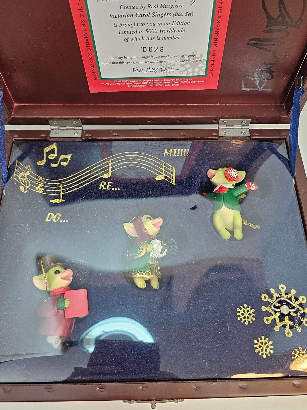 Pocket Dragons Victorian Carol Singers Music Box, Limited Edition ...