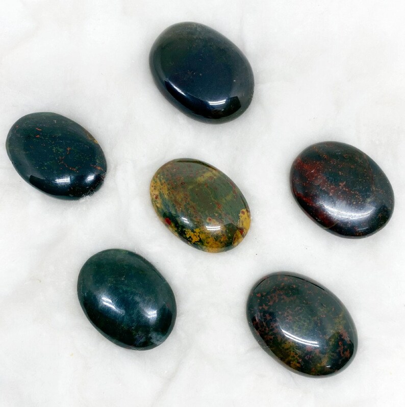 One 1 Bloodstone Worry Stone for Crystal Healing Pocket - Etsy