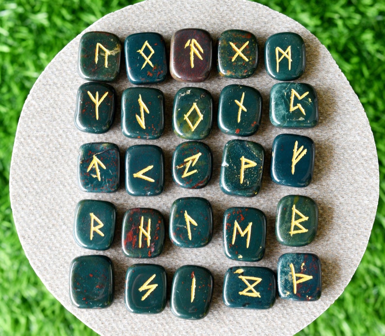 Bloodstone Rune Sets Elder Futhrak Rune Set Gemstone Runic Set - Etsy