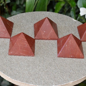 Red Jasper Crystal Healing Pyramid ~ Red Jasper Pyramid for Crystal ...