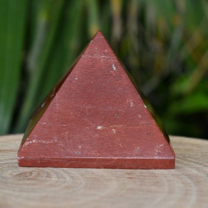 Red Jasper Crystal Healing Pyramid ~ Red Jasper Pyramid for Crystal ...