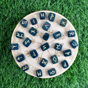 Bloodstone Rune Sets Elder Futhrak Rune Set Gemstone Runic Set Comes ...