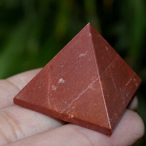 Red Jasper Crystal Healing Pyramid ~ Red Jasper Pyramid for Crystal ...