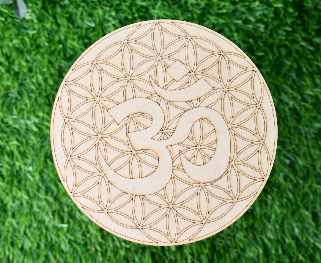 6" Tree of Life With Om Crystal Grid Plate, Wooden Plates, Crystal Grid ...