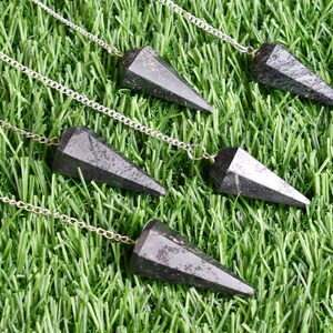 Hematite Faceted Cone Pendulum Healing Dowsing Crystal Pendulum - Etsy