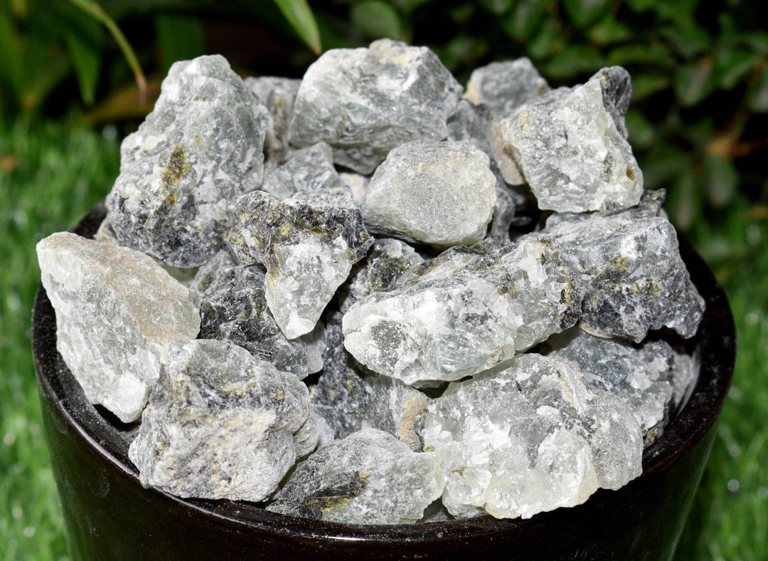 Phrenite Rough Natural Stones 1 Inch Prehnite Raw Stones Natural ...