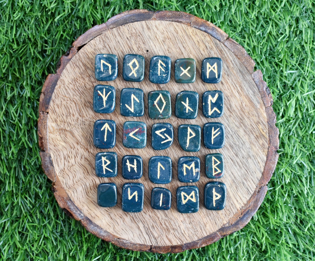 Bloodstone Rune Sets Elder Futhrak Rune Set Gemstone Runic Set Comes ...