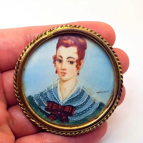 Victorian Miniature Hand Painted Lady Brooch Hand Pai… - Gem
