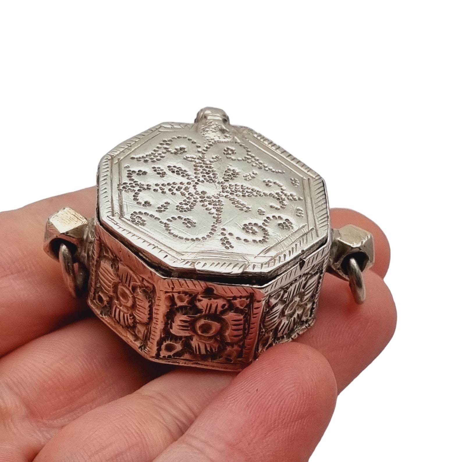 Octagonal Talismanic Amulet in Solid Silver, Embossed, Ethnic Style and ...
