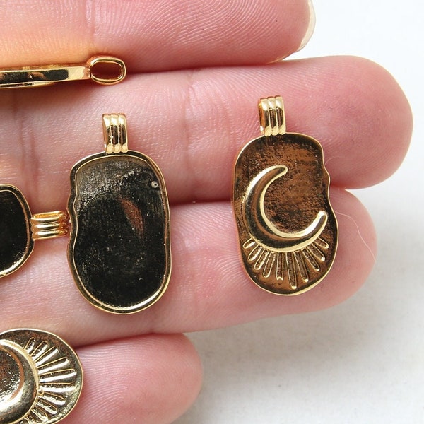 Moon Locket - Etsy