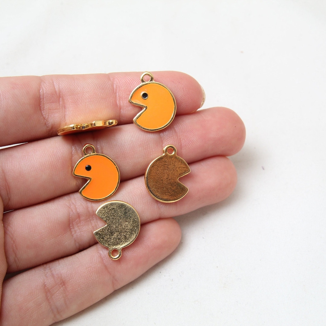 15x19mm 24k Shiny Gold Plated Enamel Pacman Pendant, Computer Game ...