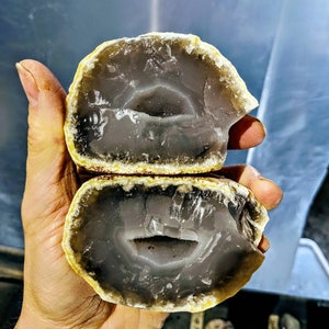 Unopened Brazilian Enhydro Geode - Etsy