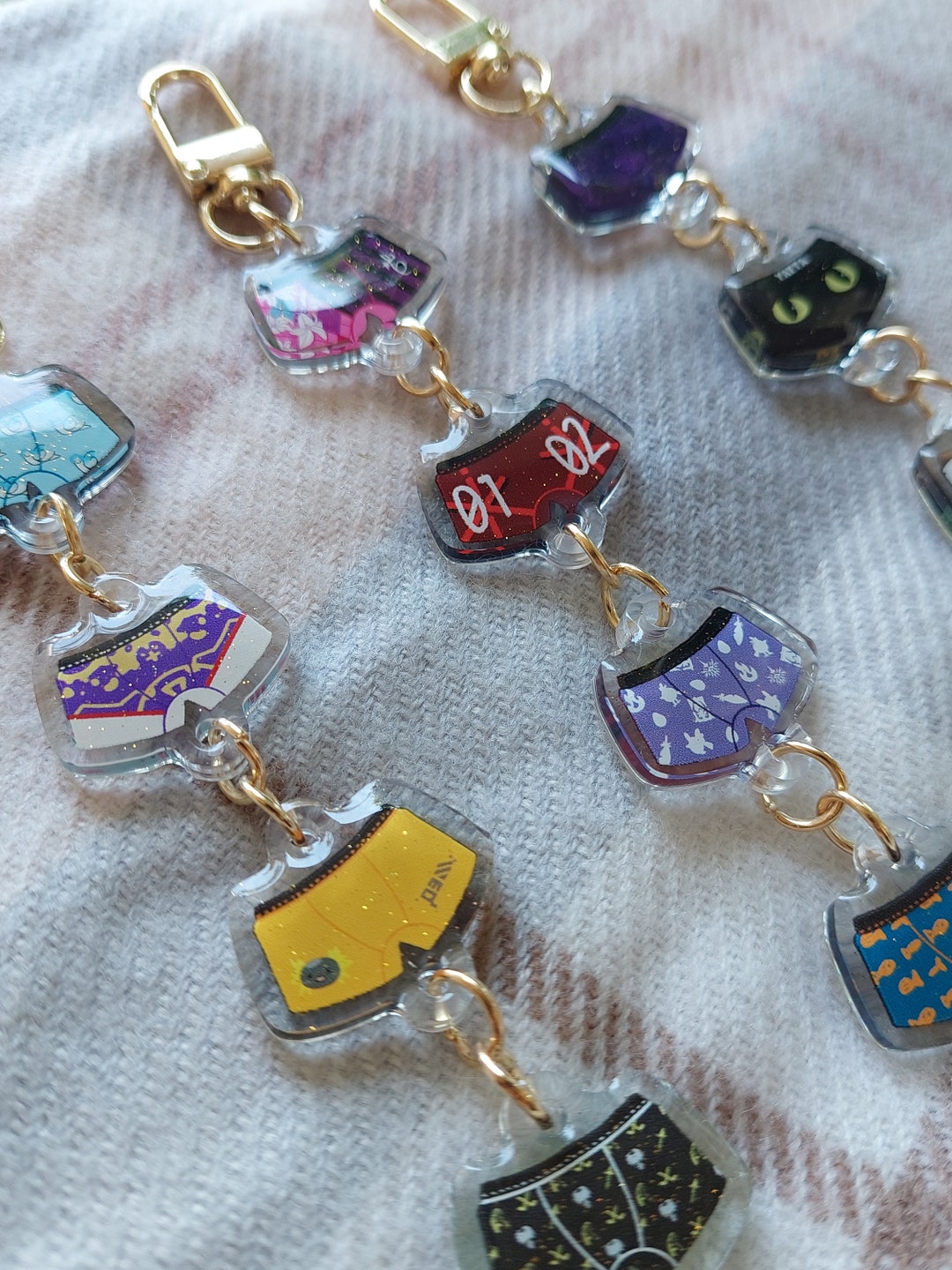 Yatta! Holotempus & Holostars Panstu Chained Keychains - Etsy