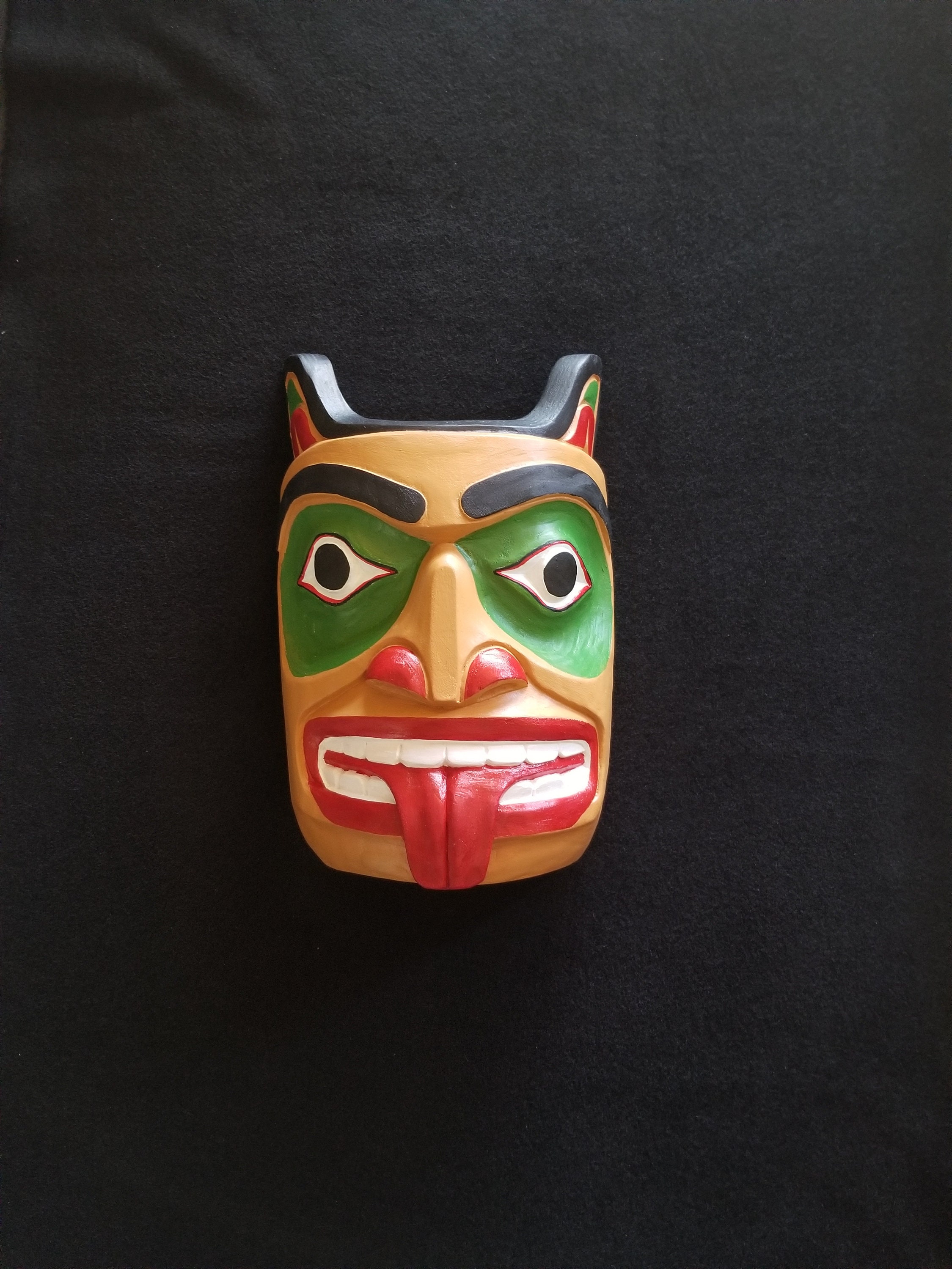 Pacific Northwest Coast First Nation Hand Made Wood Carving Bear Mask ...