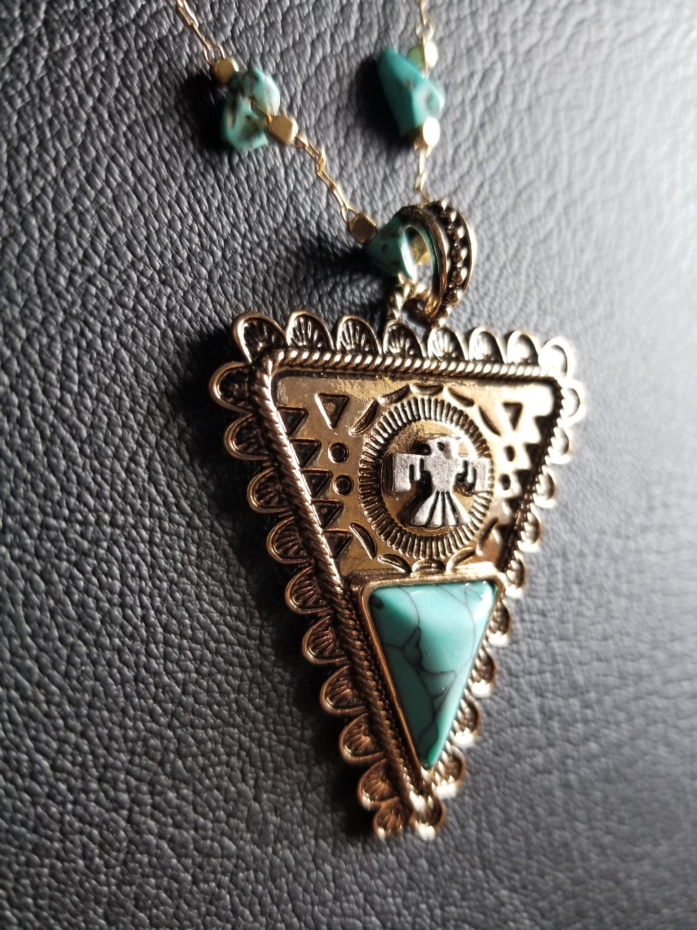 Two Ways Wearing Thunderbird Turquoise Necklace One Set - Etsy