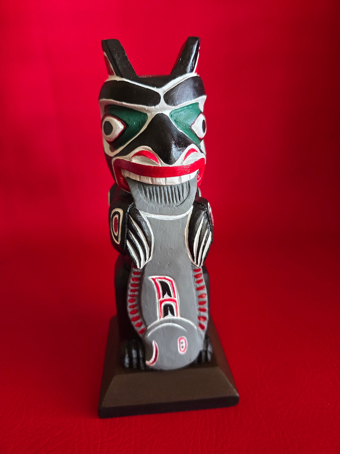 Northwest Native Hand Made Wood Carving Bear Halibut Totem Pole 8" Tall ...