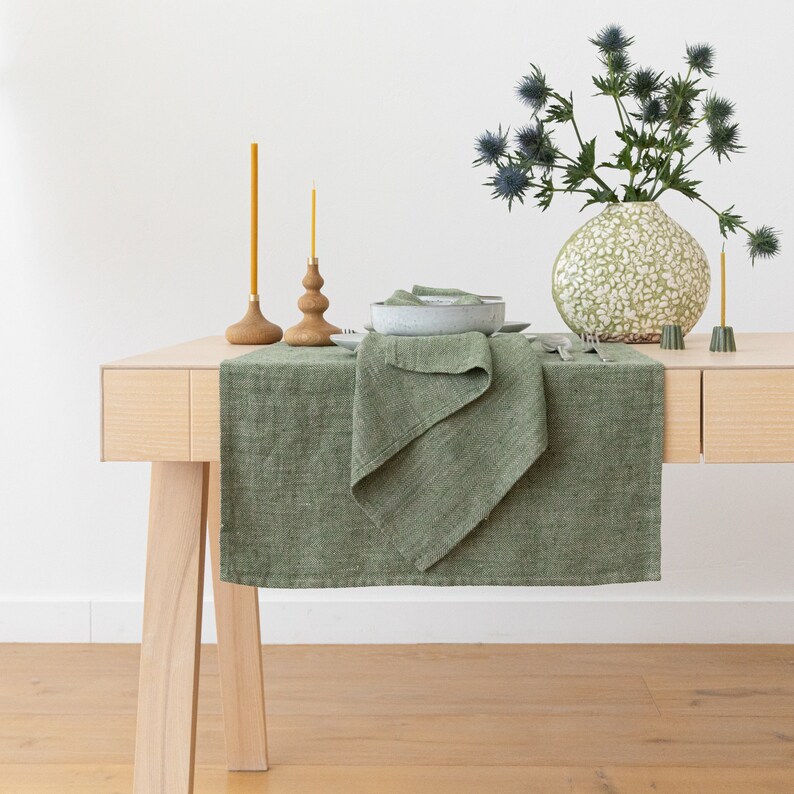 Christmas Table Decor. Heavy Weight Linen Napkins in Forest Green ...