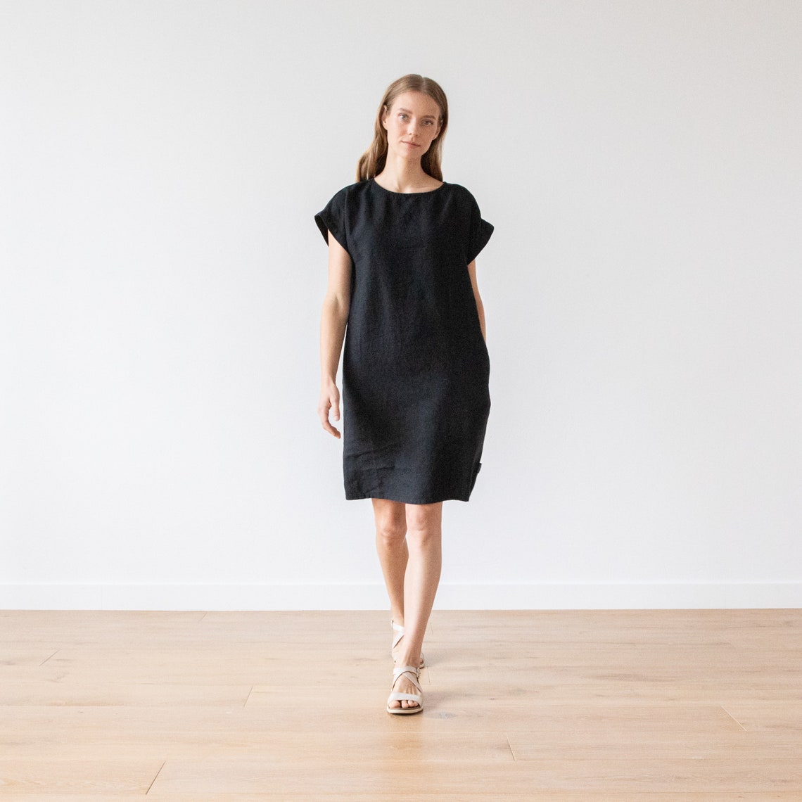 Linen Tunic Dress Short Sleeves With Pockets in Black. Loose-fitting ...