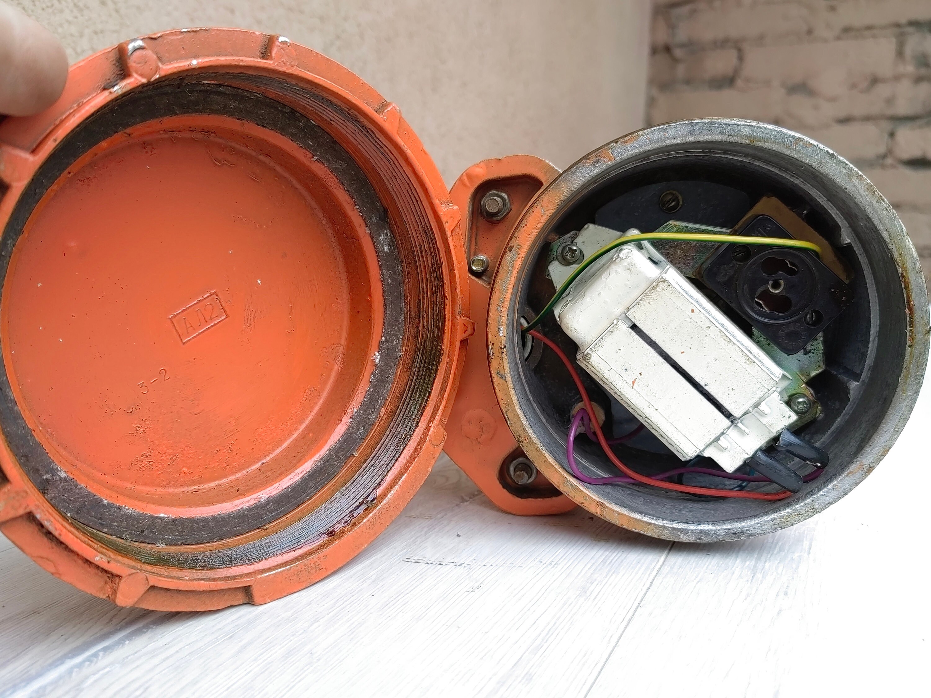 35 Inches Long Vintage Soviet Era Fluorescent Explosion Proof Lamp ...