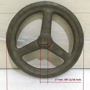 Vintage 7 Cast Iron Valve Handle Wheel Rusty Metal Garden Art ...