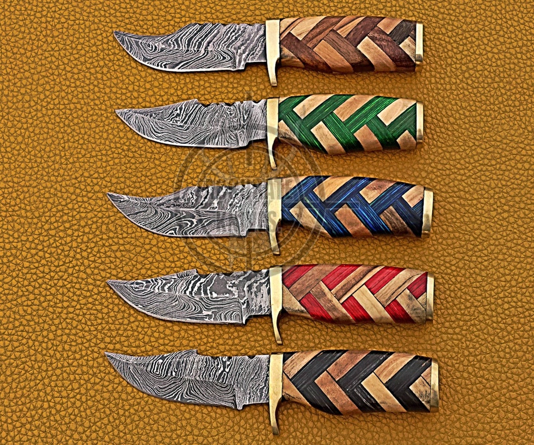 Beautiful Custom Handmade Damascus Steel Knife Wood & Brass Finger ...