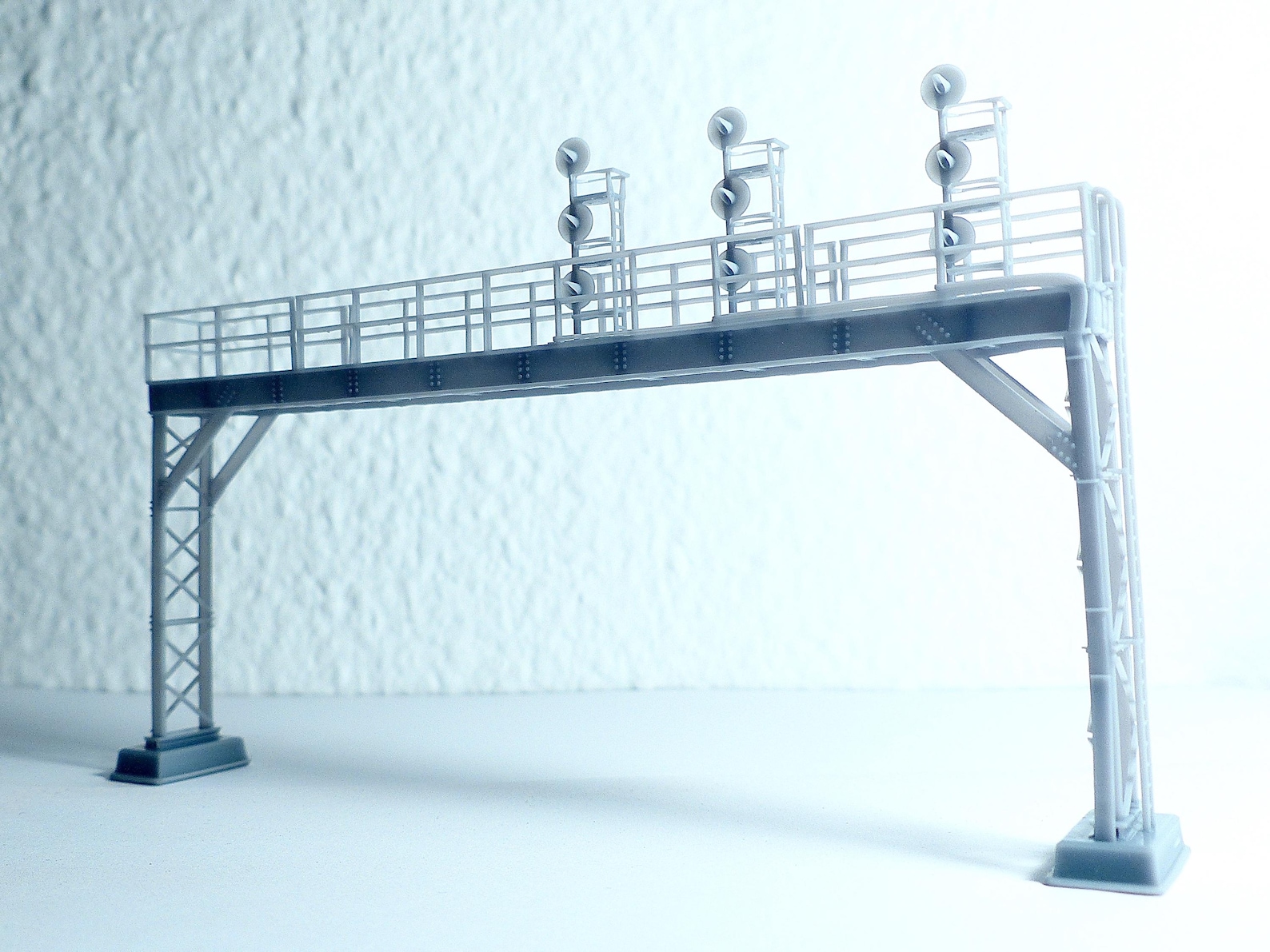 N Scale Large Railway Signal Bridge - 1:160 Resin Model for Diorama ...
