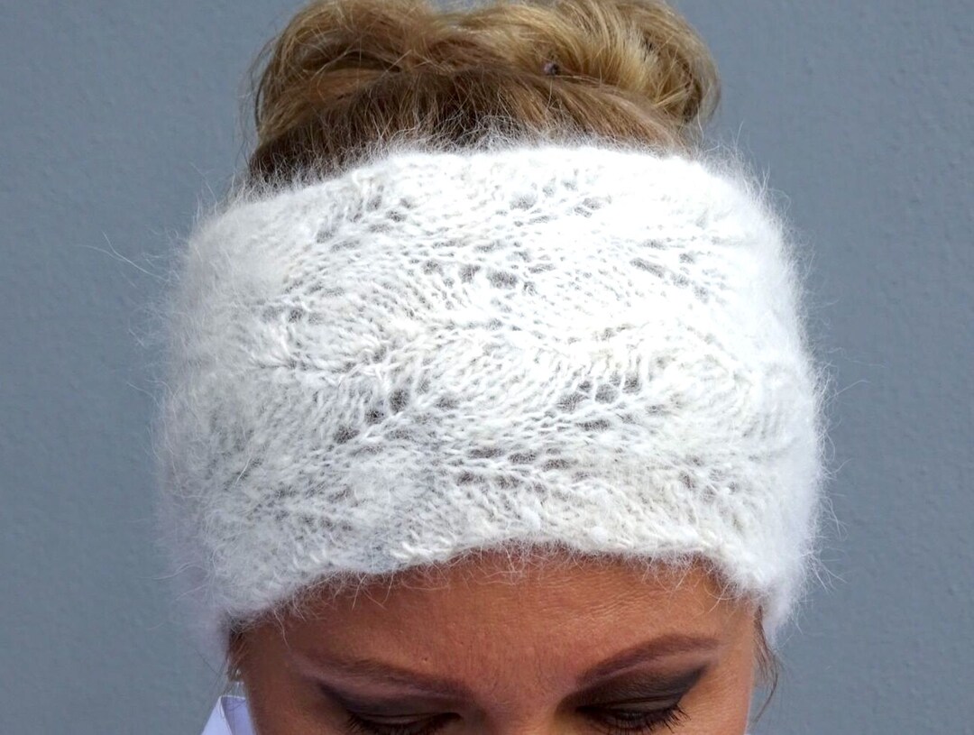 Hand-knitted Samoyed Wool White Headband – Cozy Winter Accessory - Etsy