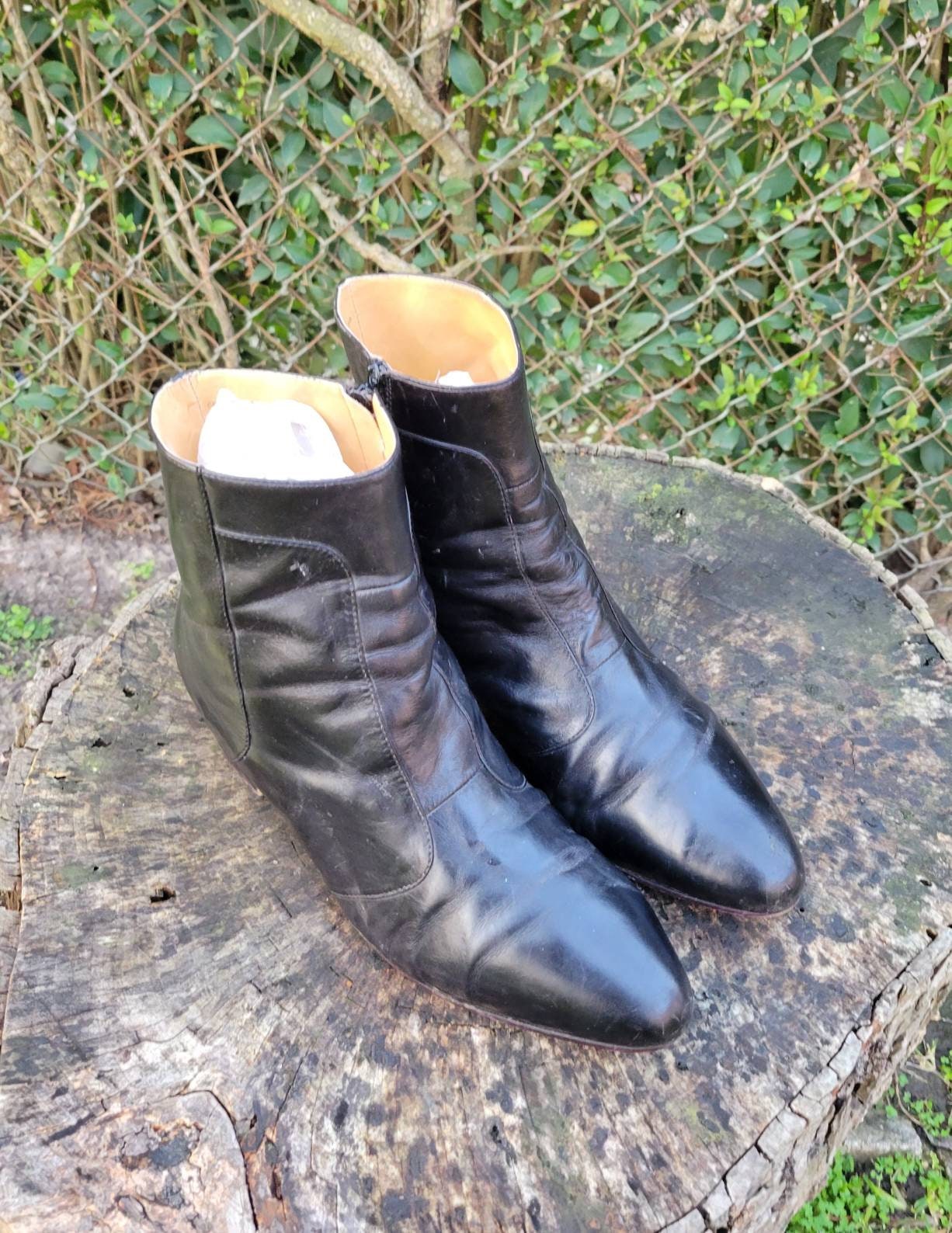 Men Vintage Black Leather Ankle Boots by Giorgio Brutini Men Vintage Black Leather Ankle Boots by Giorgio Brutini