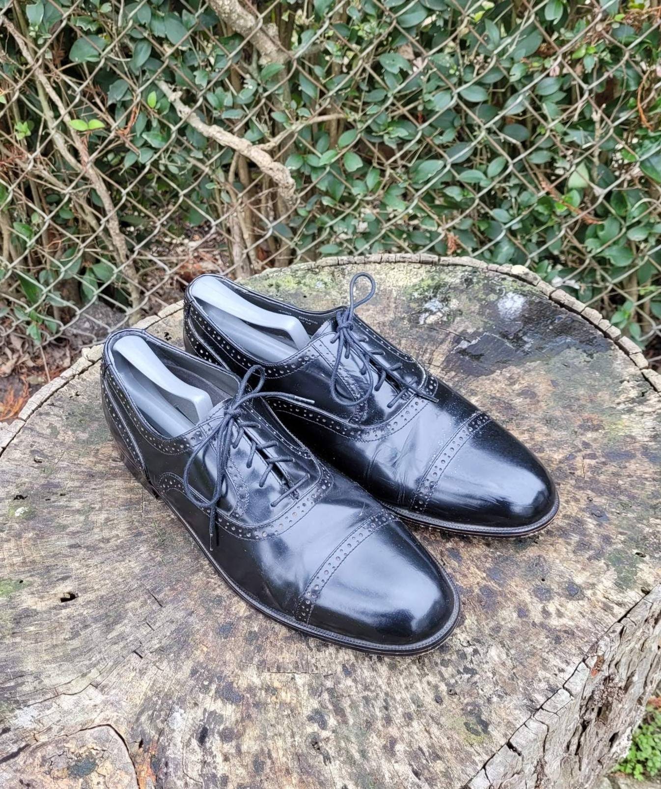Men's Vintage Dress Shoes by Jarman International/ Genuine Men's Vintage Dress Shoes by Jarman International/ Genuine