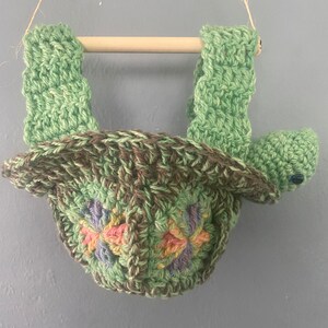 Crochet Hanging Turtle Plant Hanger - Etsy