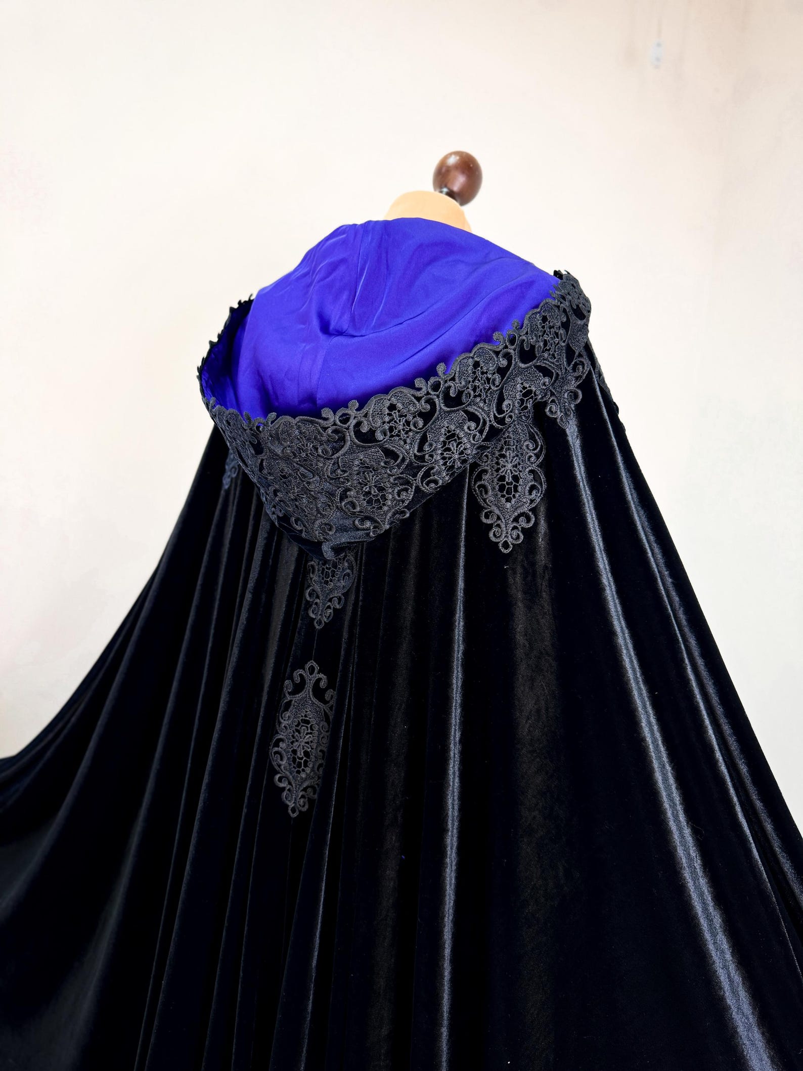 Medieval Style Black Hooded Cloak for Halloween Magic and Mystery - Etsy