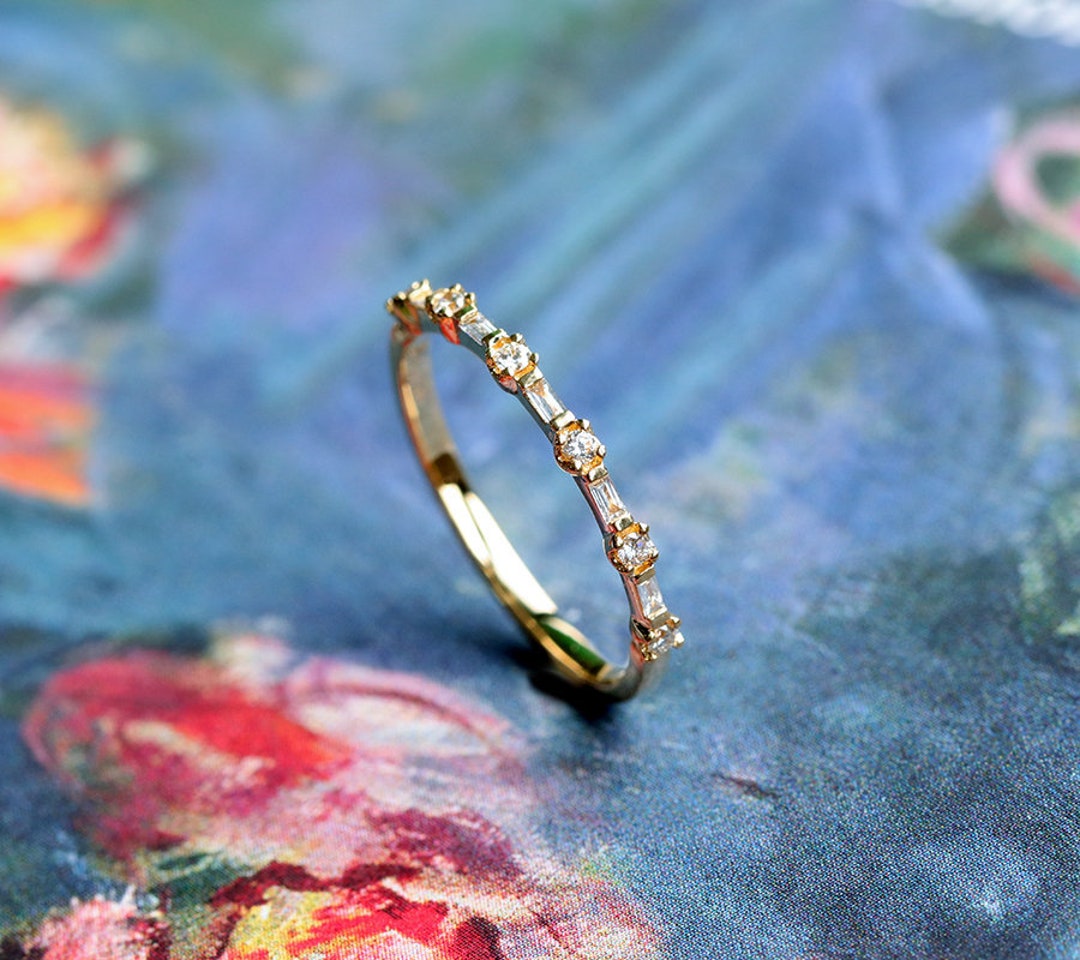 Vintage Wedding Band Unique Delicate Engagement Band Yellow Gold Bridal ...