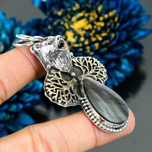 Handcrafted Natural Mother of Pearl Fox Pendant 18K Gold - Etsy