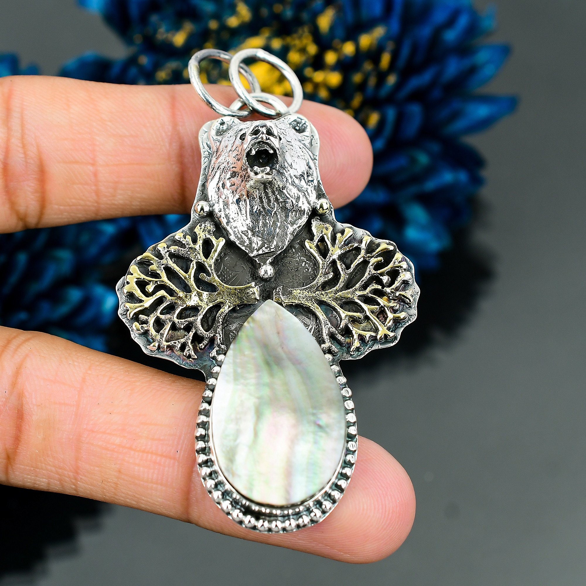 Handcrafted Natural Mother of Pearl Fox Pendant 18K Gold - Etsy