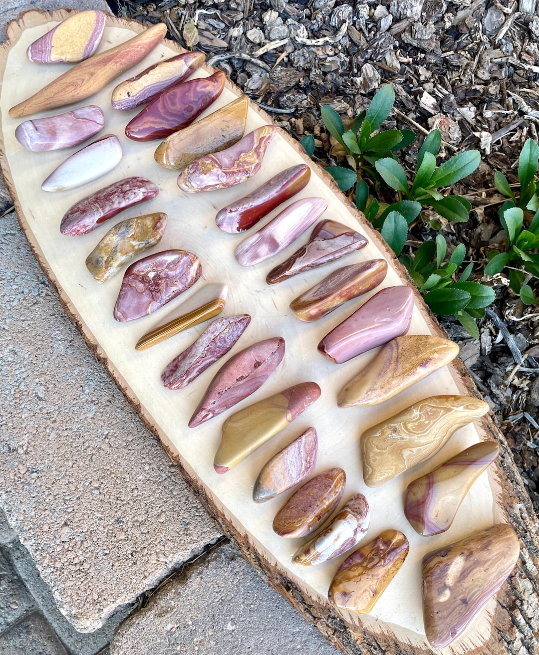 NEVADA WONDERSTONE WAND, Choice, Meditation Stone, Polished Tumble ...