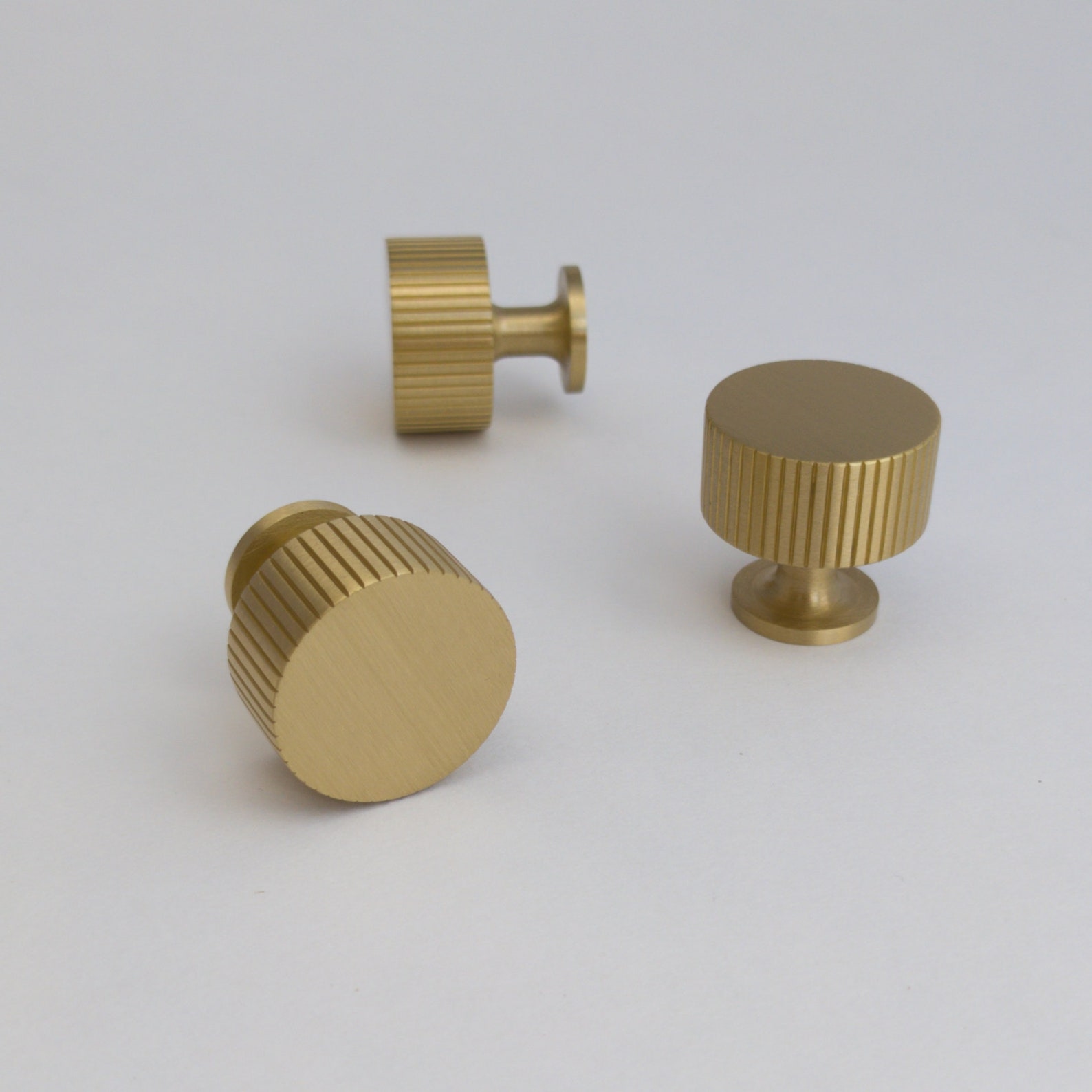 Fluted Brass Gold Cabinet Pulls and Drawer Handles, Brushed Gold Finish ...
