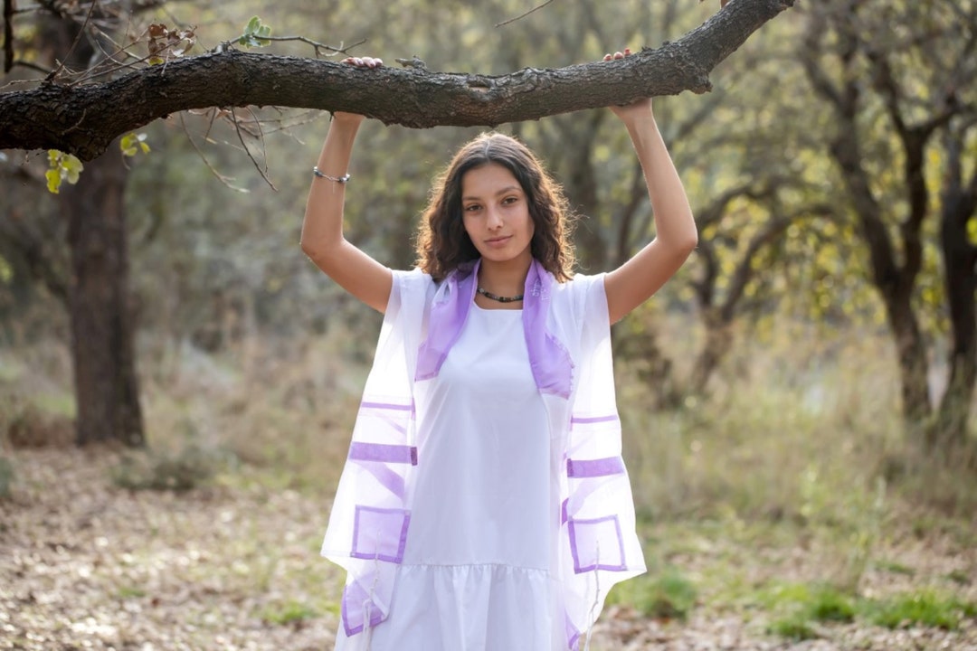 Sheer Tallit, Personalized Lilac Paisley Jewish Prayer Shawl for Woman ...