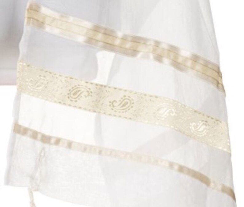 Personalized Tallit for Women, Cream Color Paisley Talit, Handmade in ...