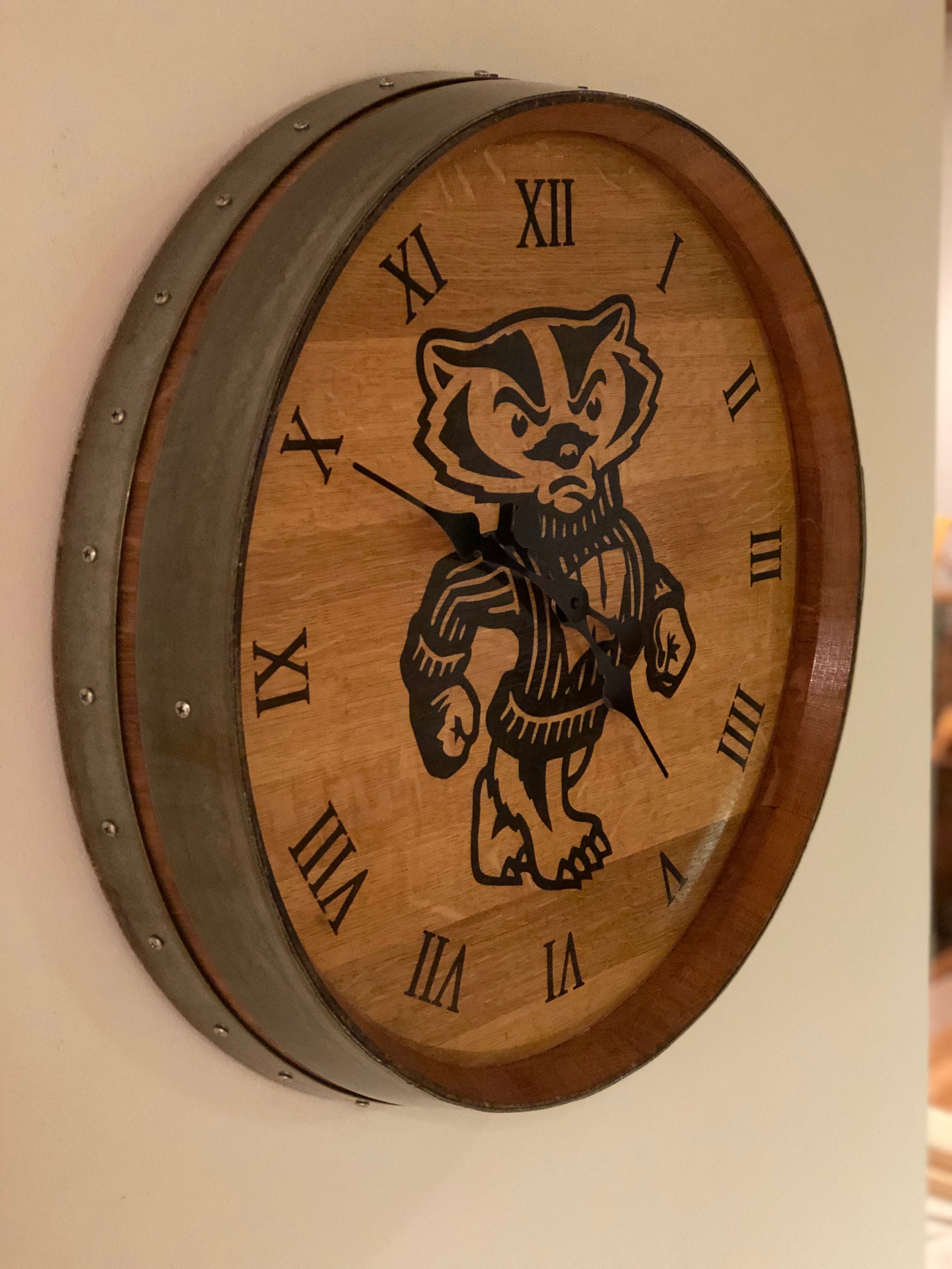 Wisconsin Badger Clock / Wisconsin Badger Sign | Etsy