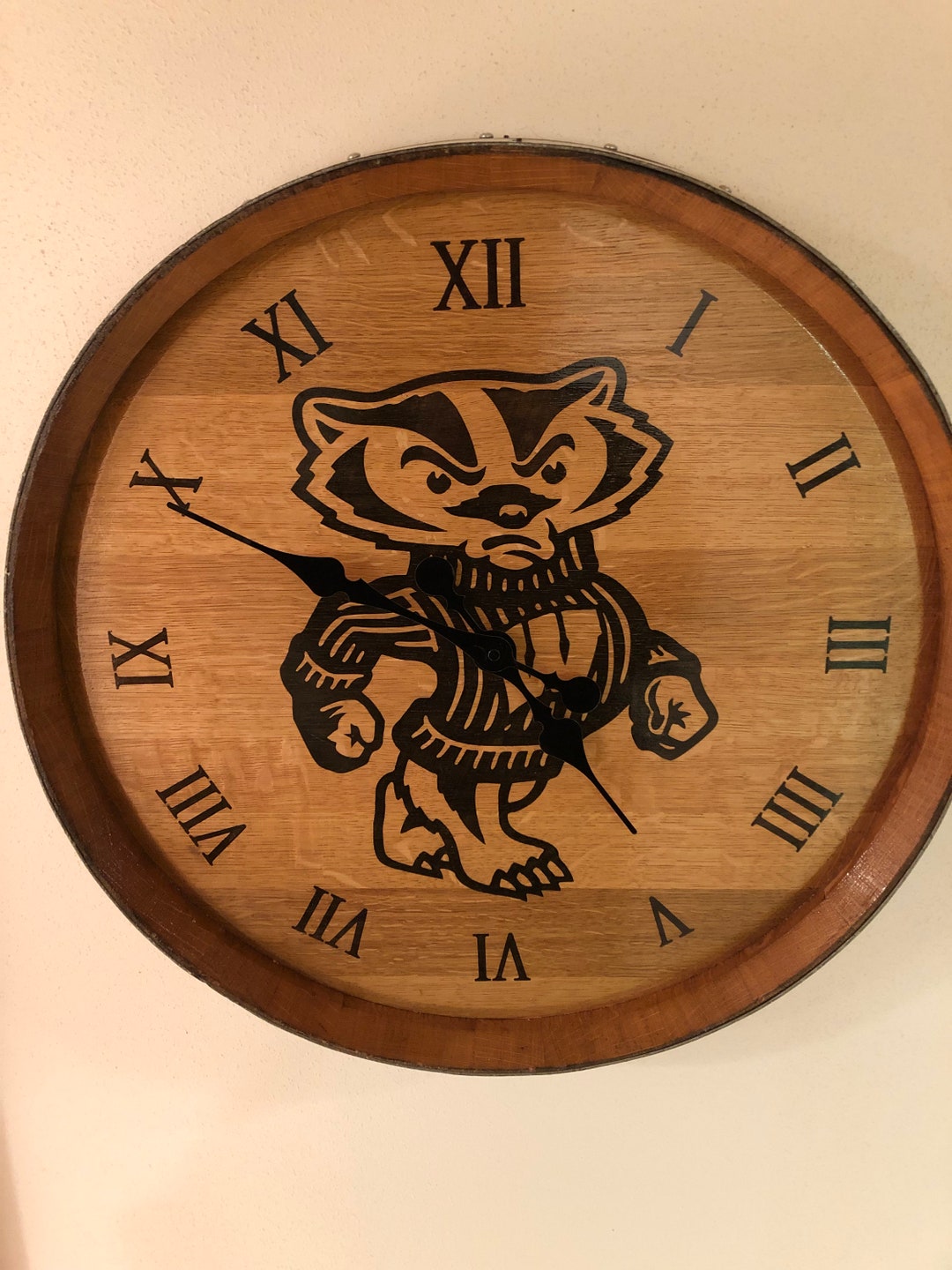 Wisconsin Badger Clock / Wisconsin Badger Sign - Etsy
