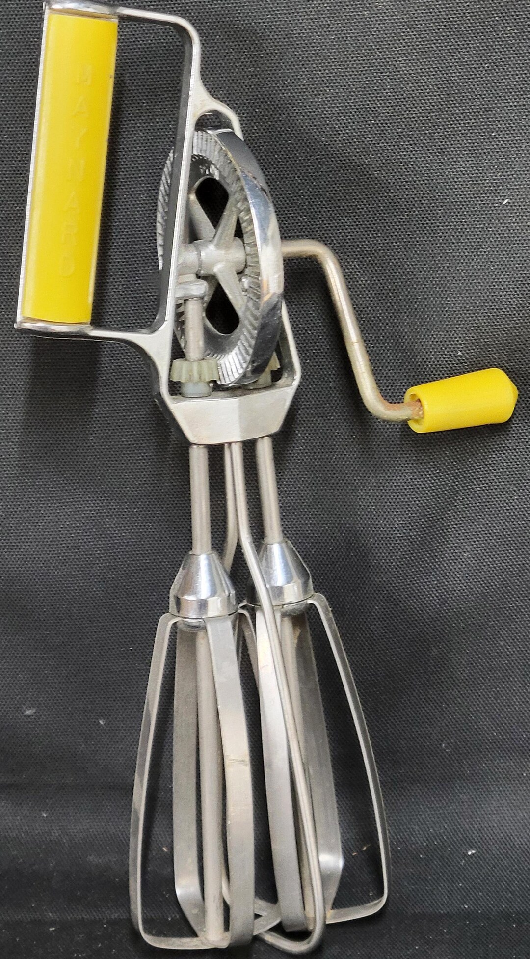 Maynard Hand Mixer / Egg Beater Yellow Handle Kitchen Utensil Vintage ...