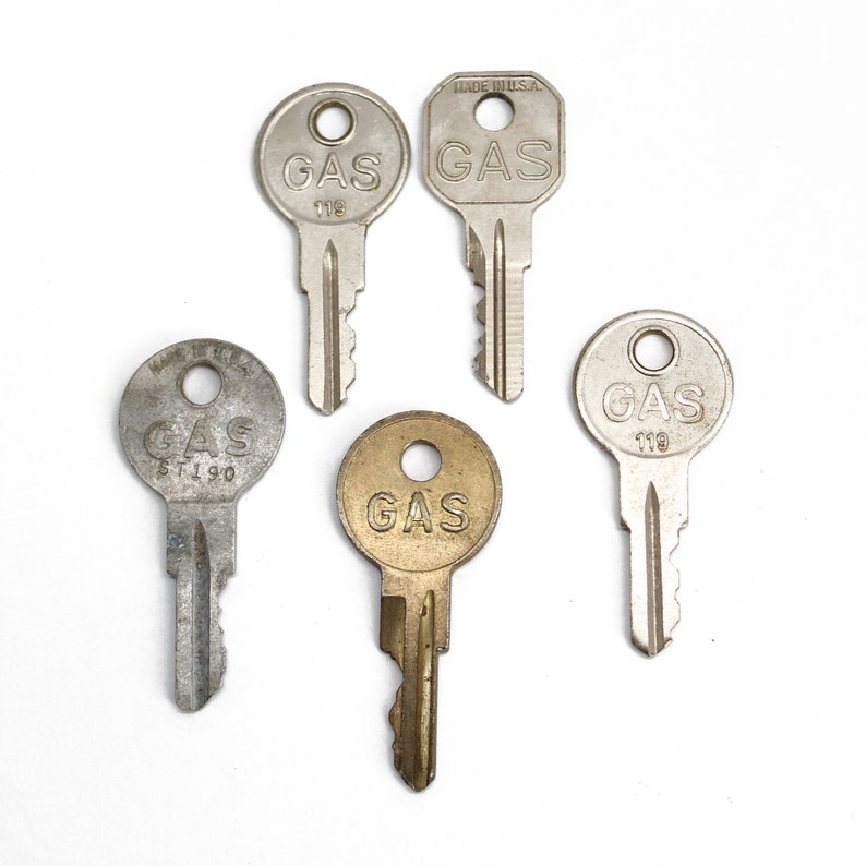 Vintage Gas Keys Lot of 5 Old Keys Keys for Jewelry Altered | Etsy