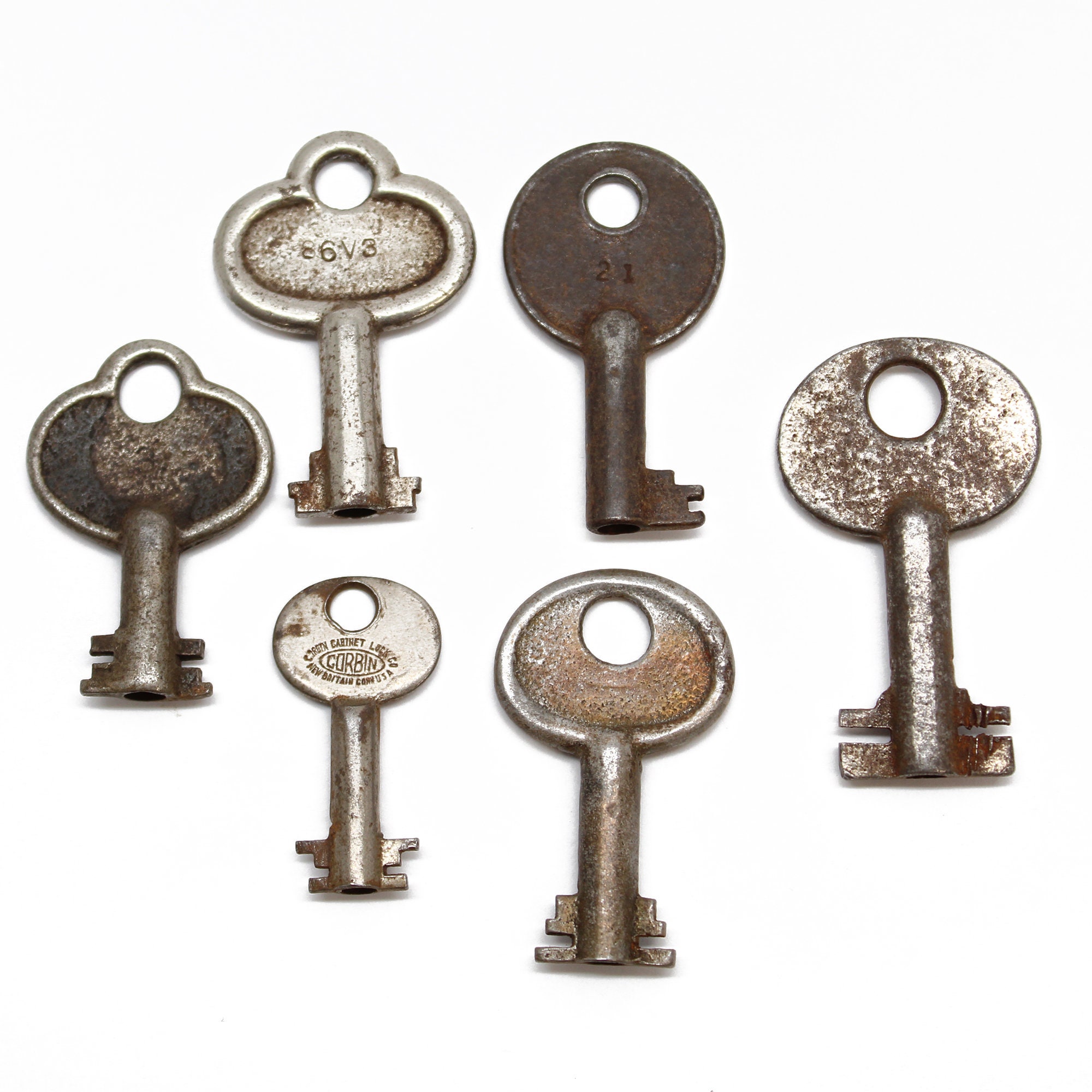 Home & Living Brass Gold Colored Skeleton Key Small Key Steampunk Found ...