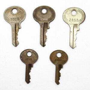 Master Lock Co Keys With Lion Lot of 5 Antique Keys Made in | Etsy