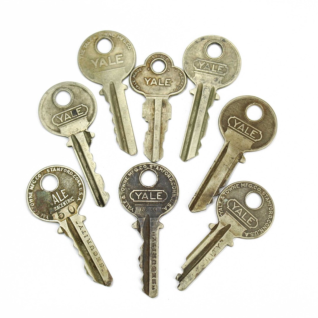 Vintage Yale Keys Lot of 8, Antique Keys - Etsy