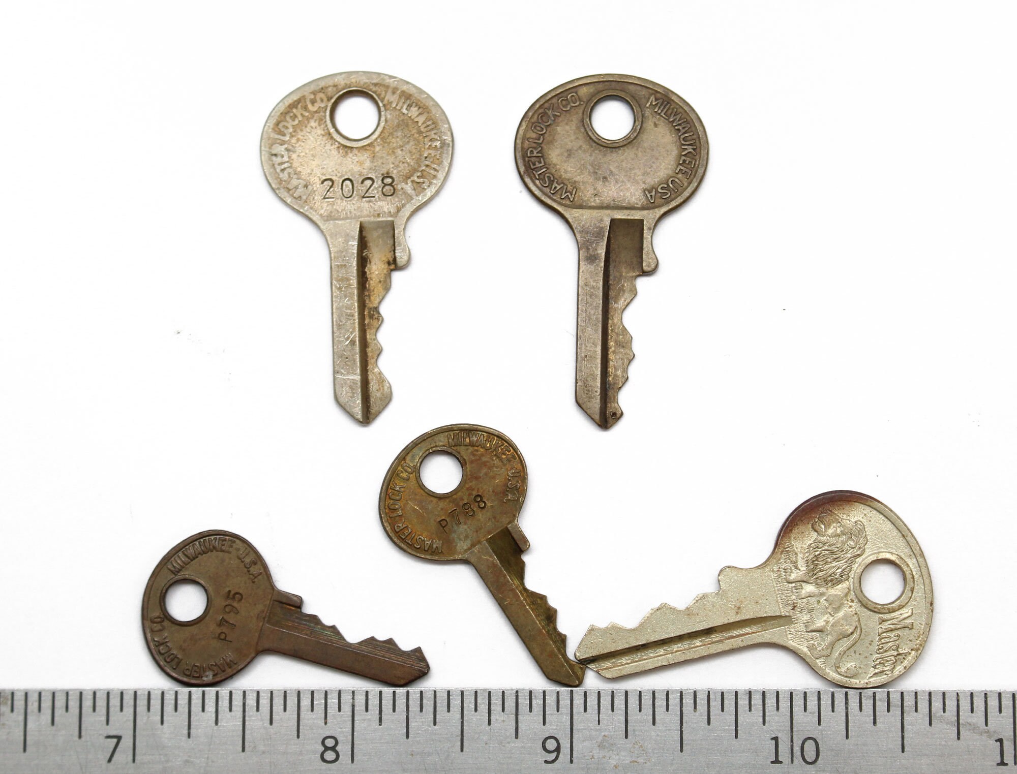 Master Lock Co Keys with Lion Lot of 5 Antique Keys Made in | Etsy