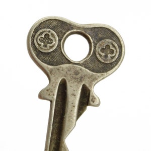 Vintage Yale & Towne MFG Co Key, Rare Yale Key - Etsy