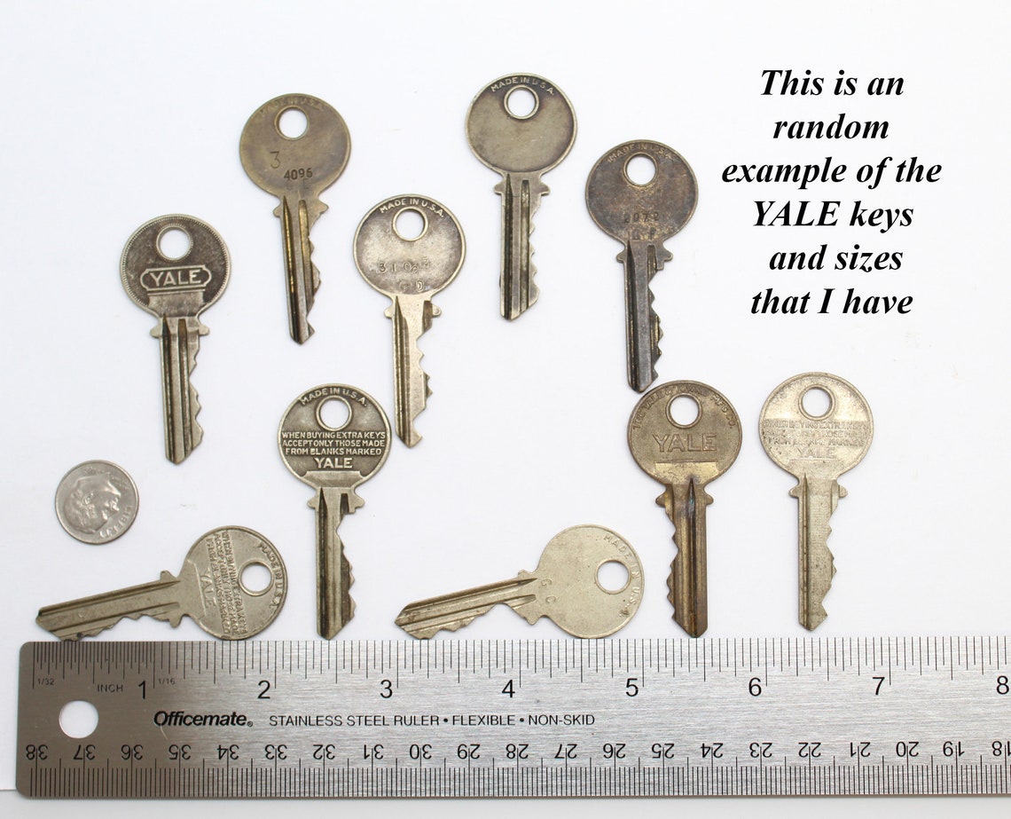Yale Keys, Lot of 10 Old Keys, Bronze and Brass Color Tone Various ...