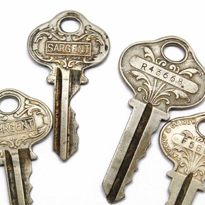 Vintage Sargent Keys, Ornate Collectable Keys, Jewelry Finding, Charm ...